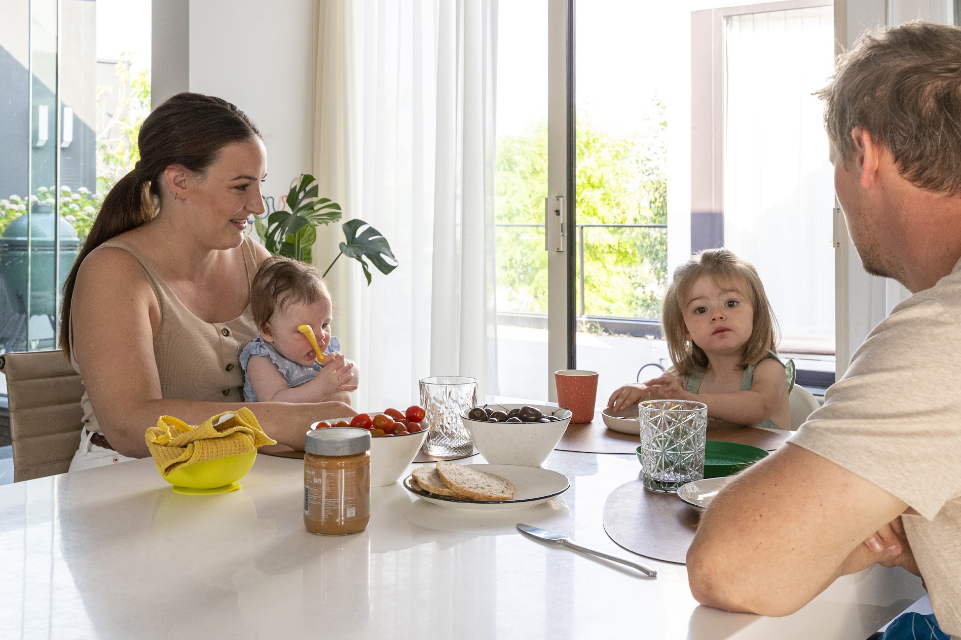 Vijf tips om tijd te winnen in de keuken als ouder met jonge kindjes ...