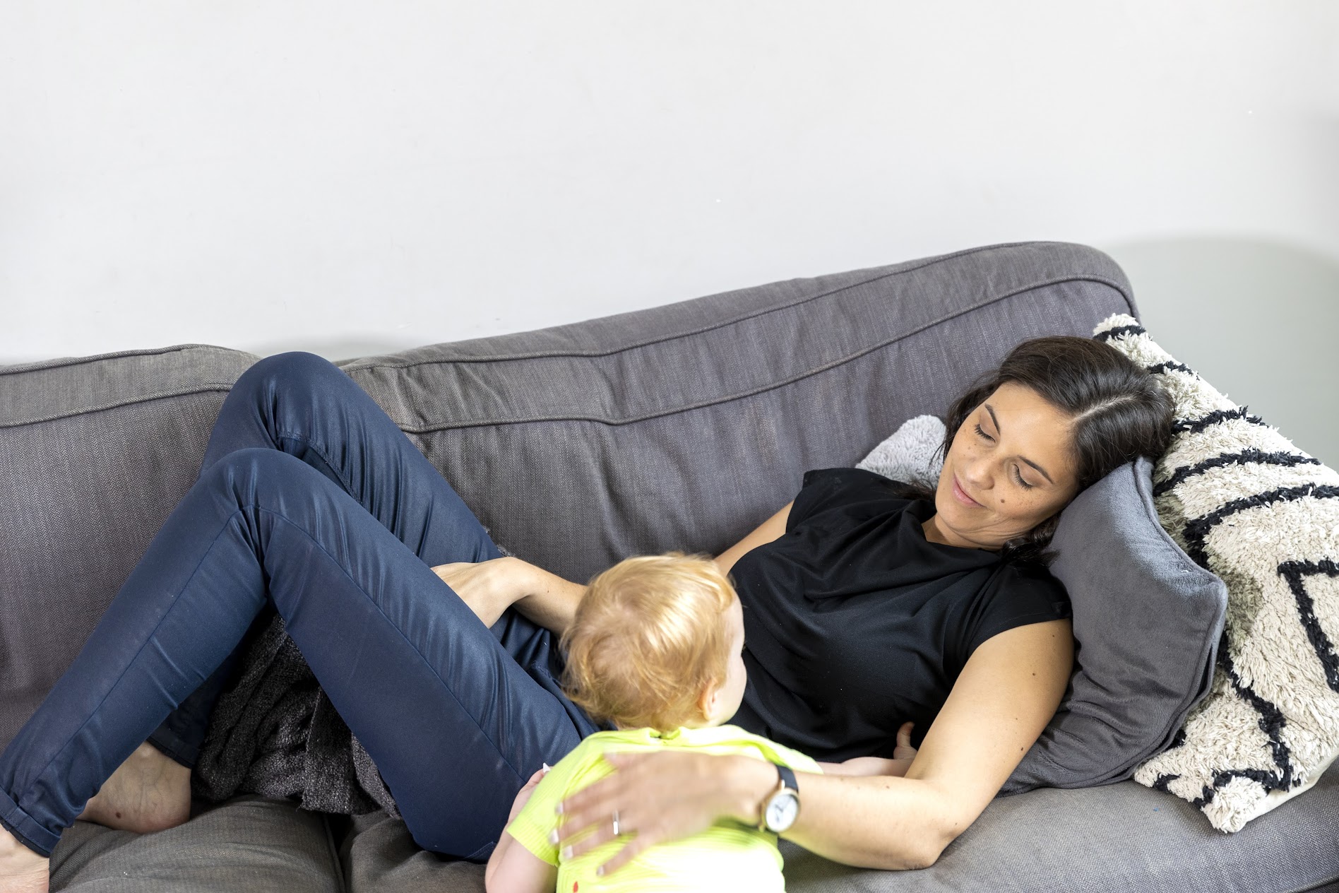 Mama is moe – misschien kunnen Bach Bloesems helpen | Mamabaas